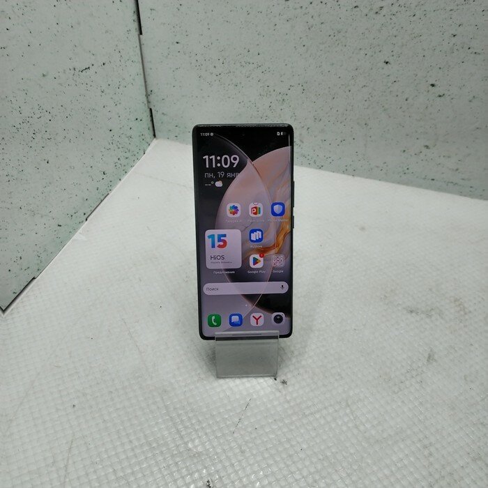 Смартфон Tecno Camon 30S 8/128 Черный