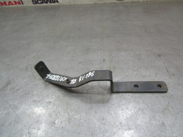 Кронштейн задней шумоизоляции двигателя левый Renault Premium