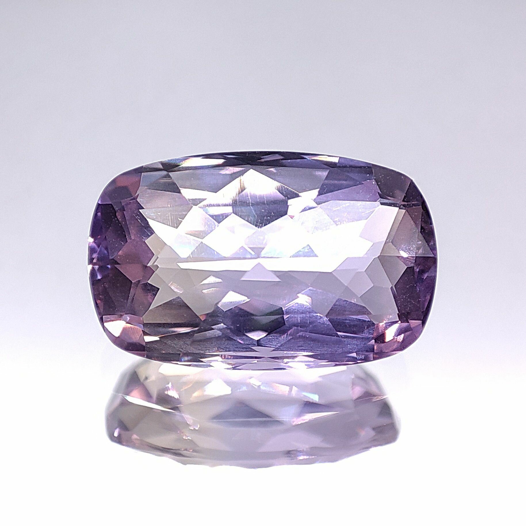 Аметрин кушон 6.47 ct. Боливия + гемм. заключение. 100% Природный камень, без облагораживания.