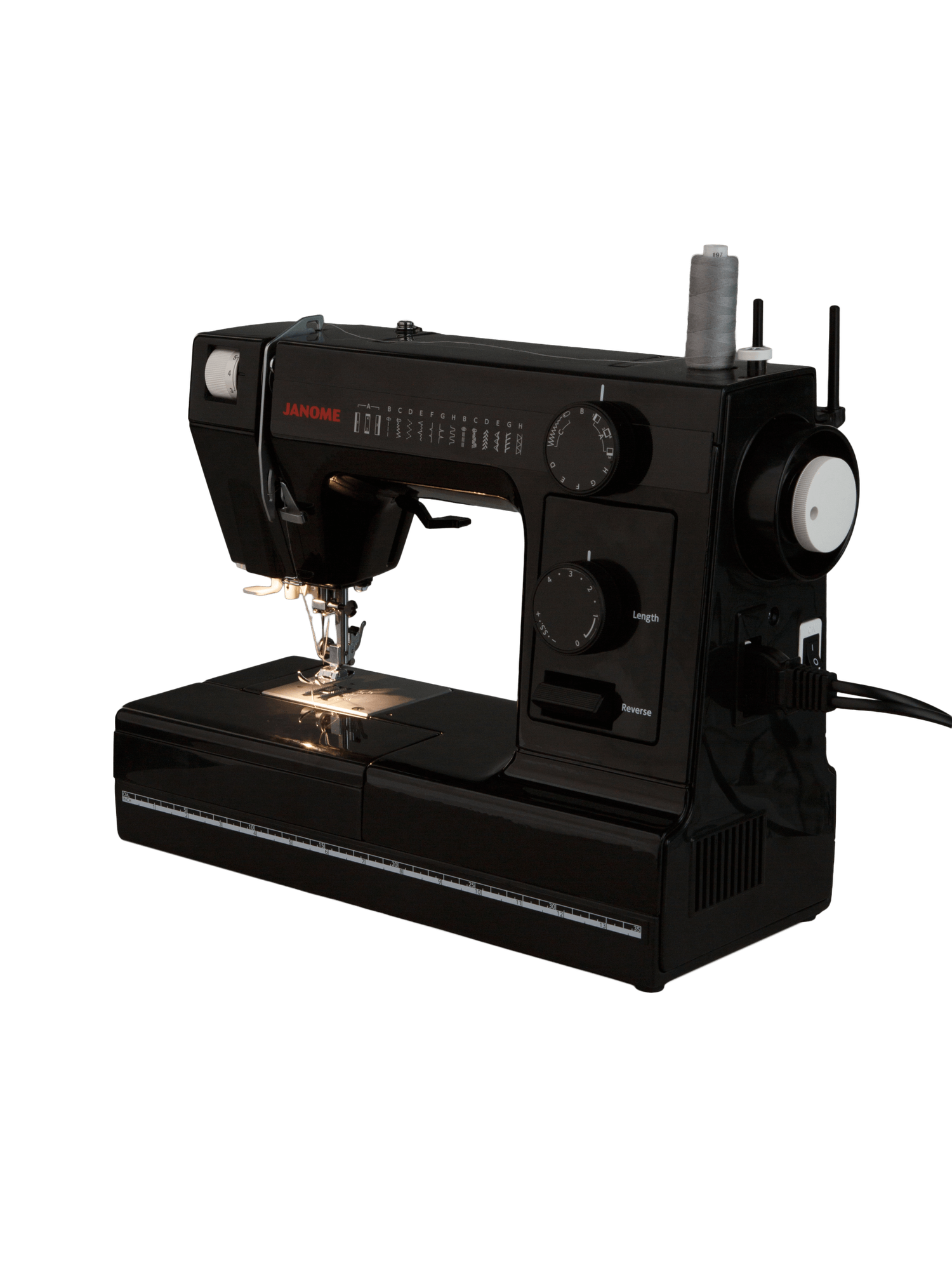 Швейная машина Janome LE-314 NERO, электромеханическая, 14 швейных операций