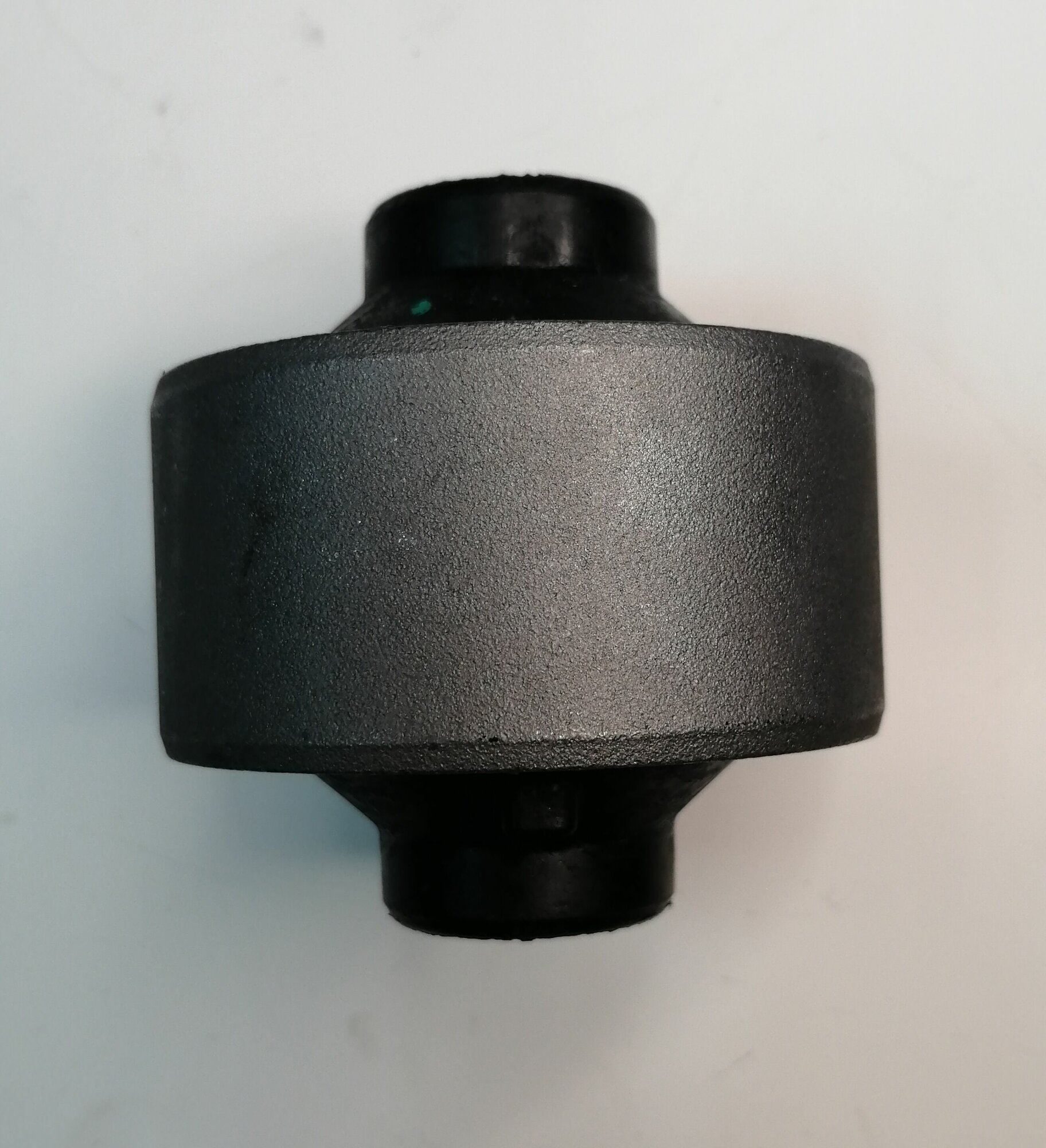 Сайлентблок рычага переднего большой ZEKKERT Chery Tiggo [1.8 16V 5MT внедорожник]