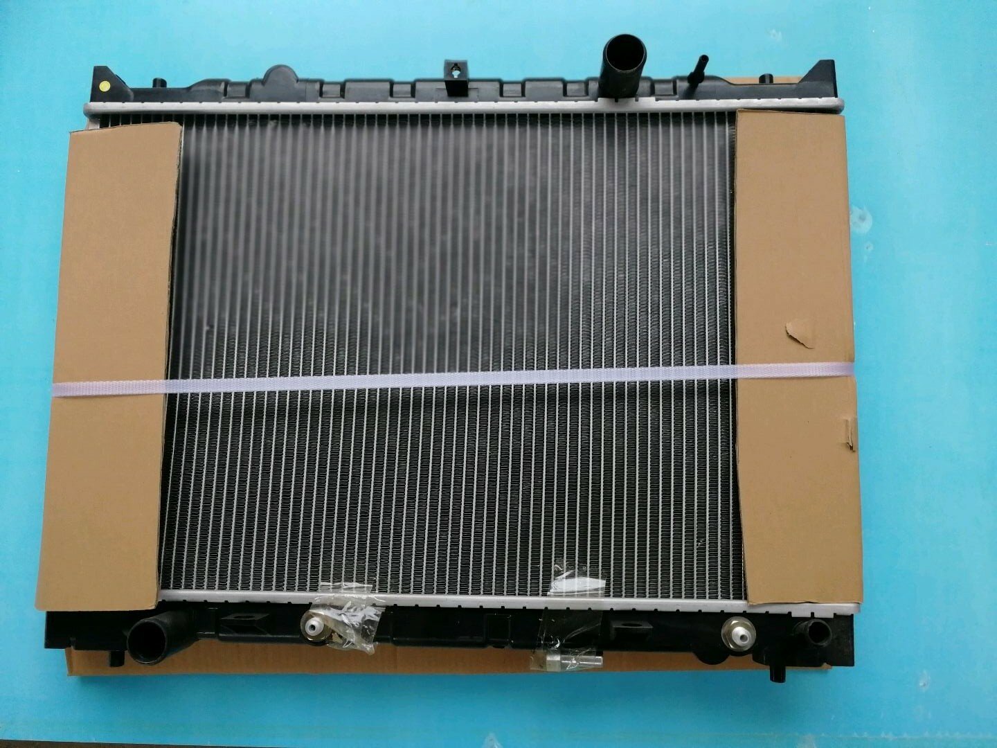 Радиатор охлаждения Zotye T600 [2.0 16V 6AMT внедорожник Turbo] 1301010004B11