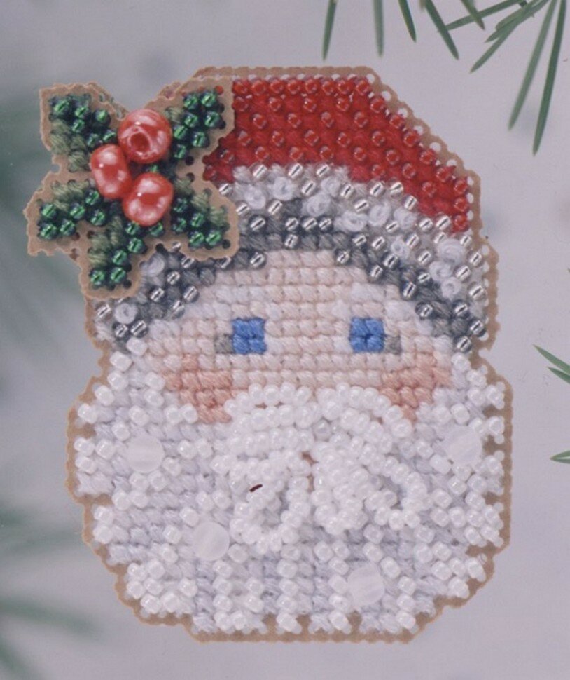 Набор для вышивания Mill Hill #H109 Санта с рождественской омелой, Счетный крест, 5 x 5.72 см