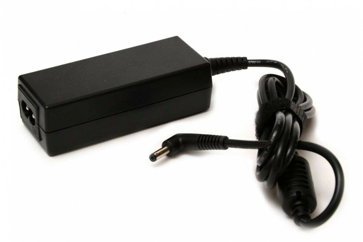 Адаптер блок питания для ноутбука Digma Irbis Chuwi Hiper Rombica 19V 3.42A 3.5 x 1.35мм