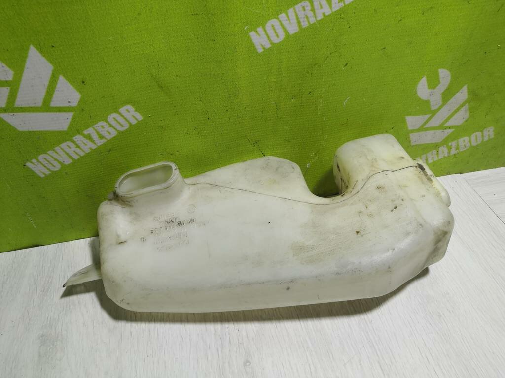 Бачок омывателя лобового стекла Renault Logan 2005-2014