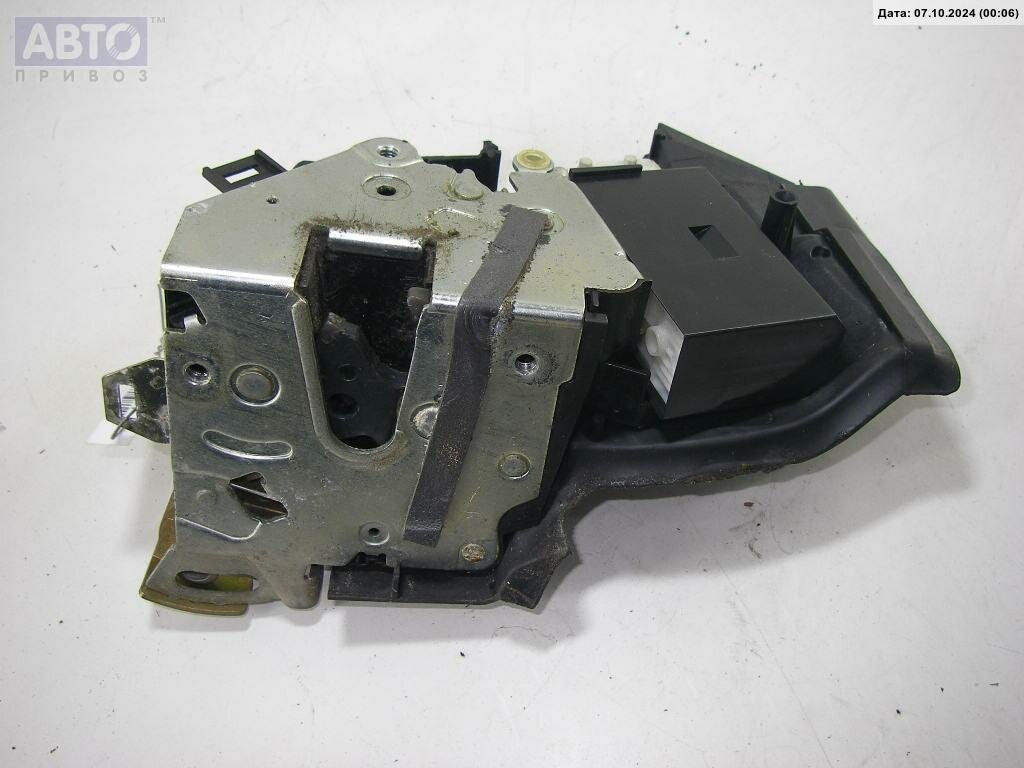 Замок двери передней правой BMW 5 E39 (1995-2003)