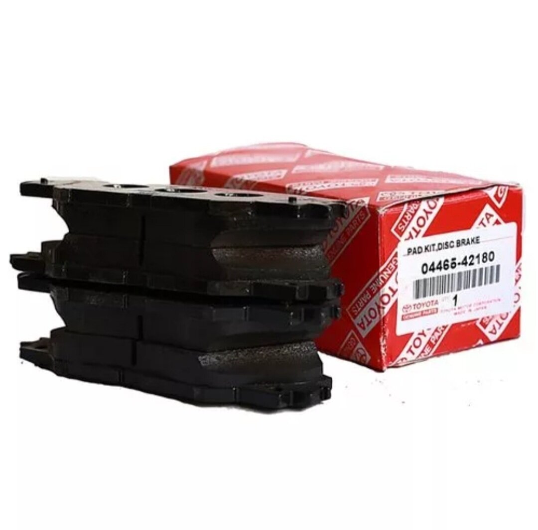 Колодки тормозные передние 0446542180 TOYOTA Auris 2010-2012 / Rav 4 III 2005 - 2012 / Rav 4 IV 2012 - 2018
