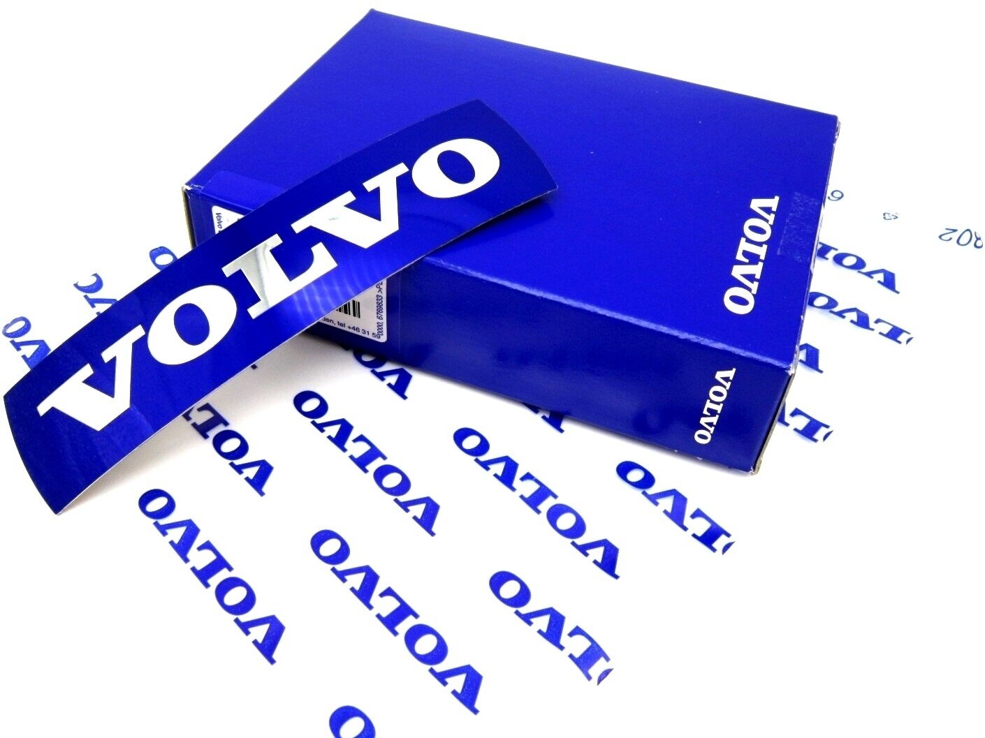 Комплект Наклейка VOLVO на эмблему решетки радиатора , XC60, 133x32 мм, OEM 30796427