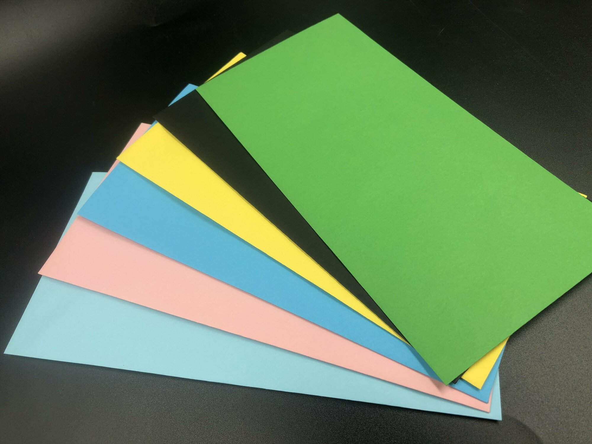 Набор конверты подарочные Драйв Директ 4 шт С65 (114х229 мм), цвета желтый и зеленый по 2 шт каждый, бумага 120 гр/м2, производство Германия