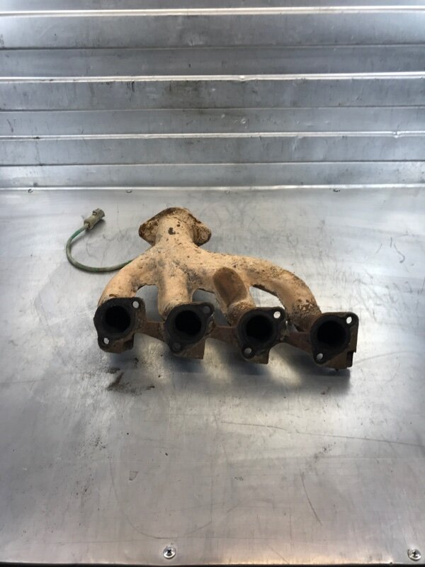 Коллектор выпускной Ford Focus DNW FYDA 1998-2005 2S4G9431AA