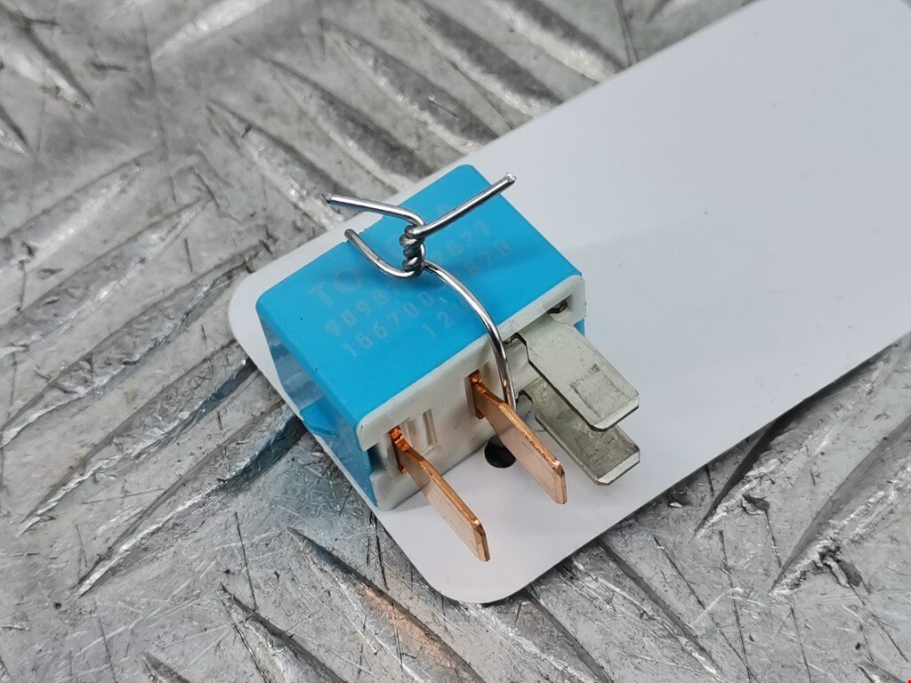 Реле Toyota Rav4 2 9098702027 арт. 2092509