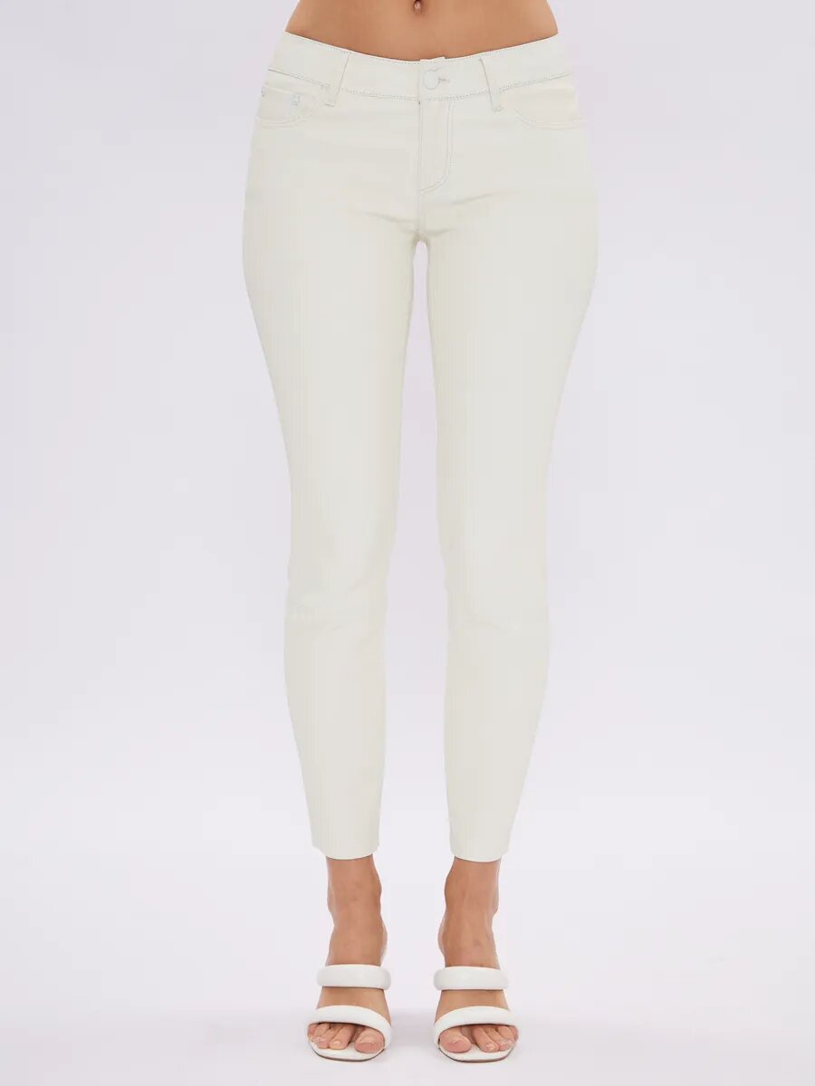 Джинсы зауженные 