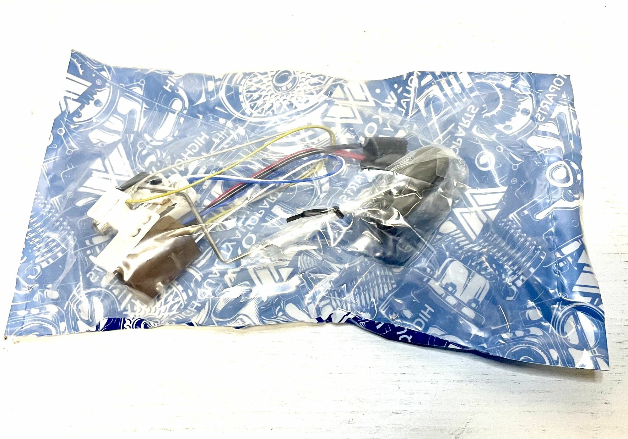 Датчик уровня топлива для ДЭУ матиз Fenva 530121