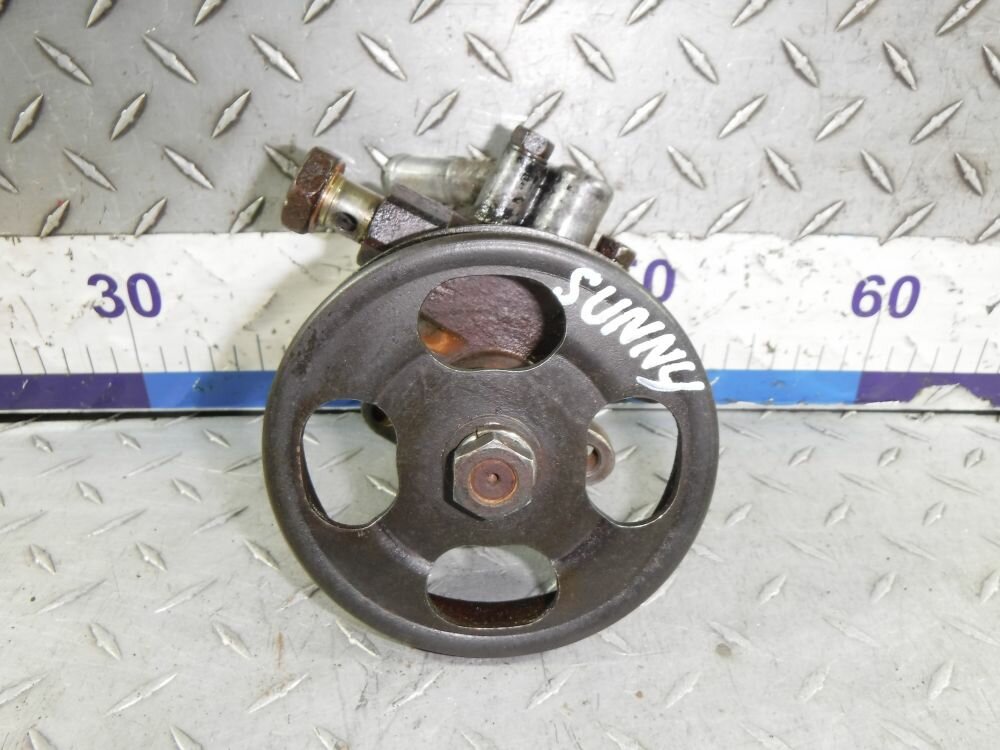 Насос гур Nissan Sunny N14