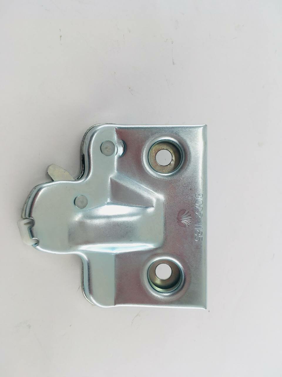 Замок багажника GM для Daewoo Nexia / Дэу Нексия 96207854