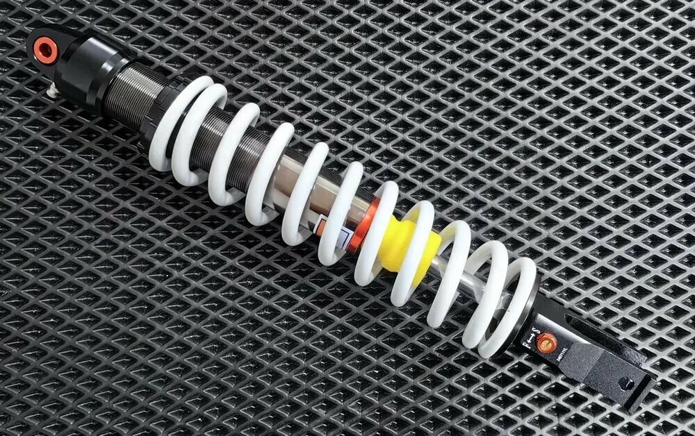 Амортизатор задний 480мм для мотоцикла Motoland TT-250, Irbis TTR-250, BRZ, Bse (с подкачкой) + регулировки жёсткости пружины и отбоя ROCKOT R5/R5F