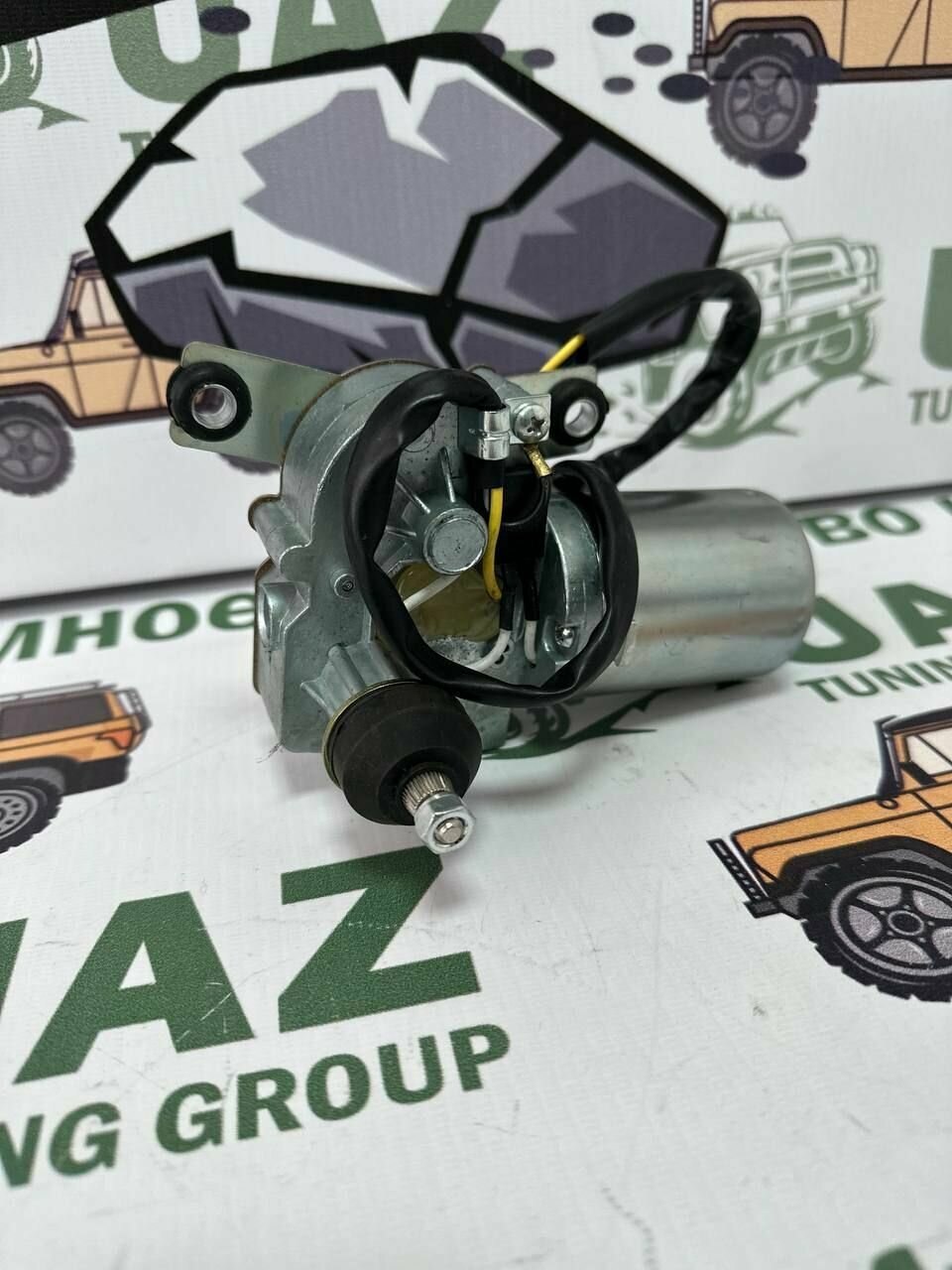 Моторчик стеклоочистителя двери задка УАЗ Хантер, Патриот с 2014 г. в. (471.3730)