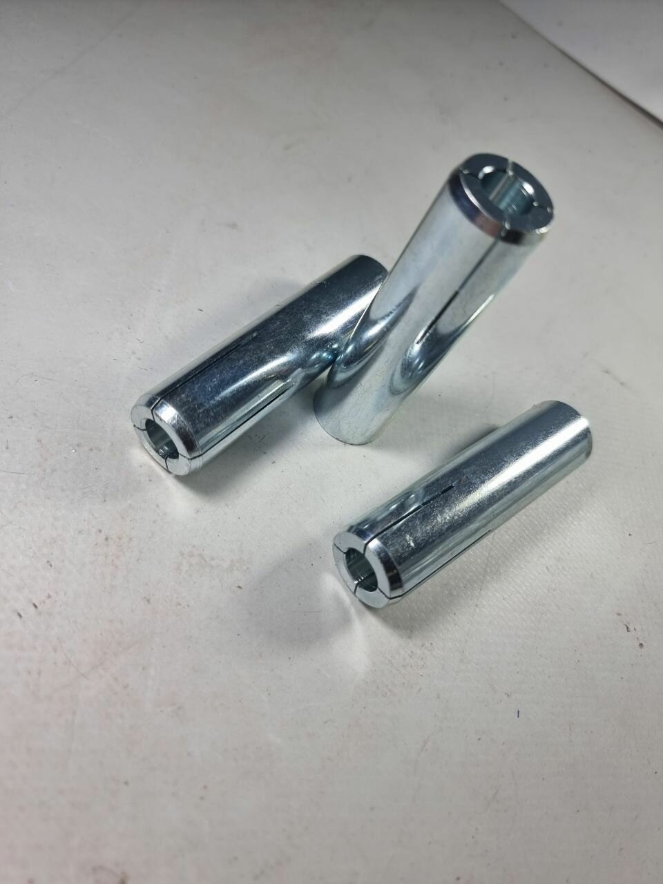 Анкер забивной для бетона т.8.8 EM16 оцинков. М22*80 (3шт-1уп) Wurth, Германия