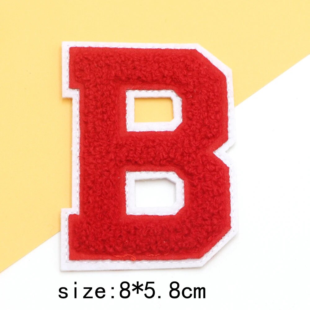 Вышитая нашивка буквы А-Я 8 см красный B