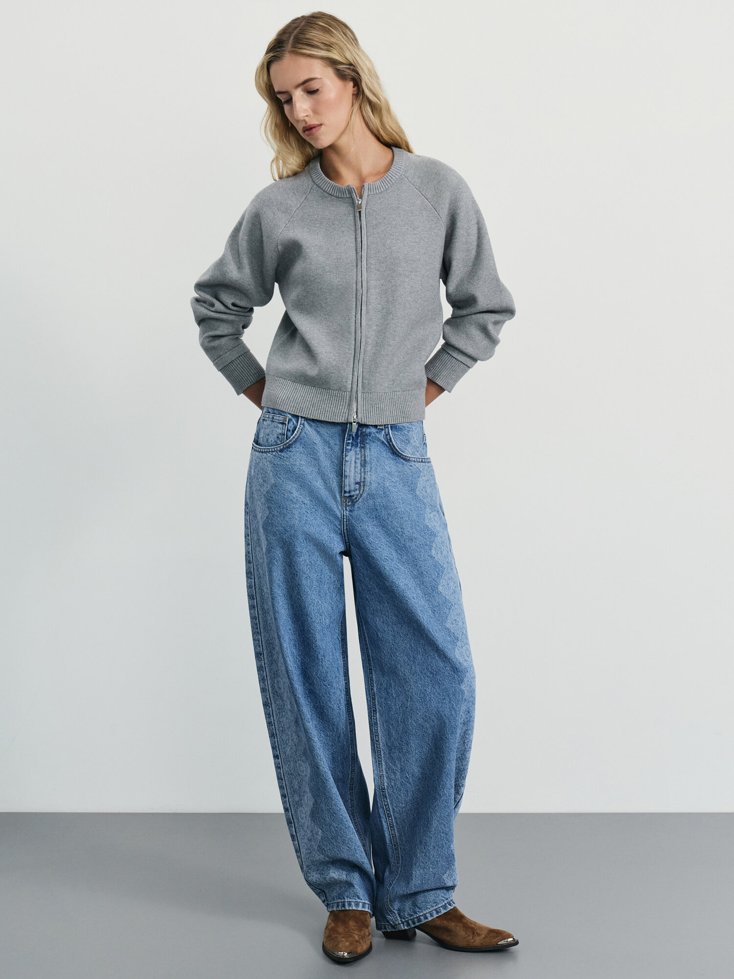 Джинсы barrel leg 