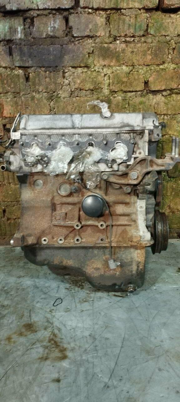 Двигатель Mazda 323 ZM