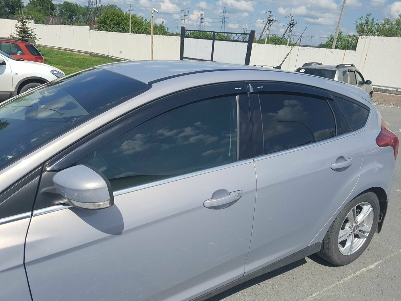 Дефлекторы окон Ford Focus III 2011- SD / HB