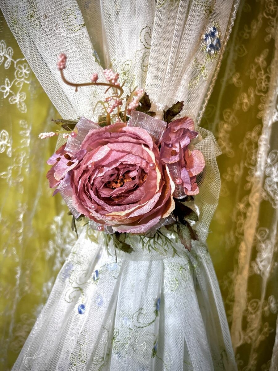 Подхват-саше Ajourele С-204, розовый, двухрядный, потолочный, L 10 x W 10x H 13см