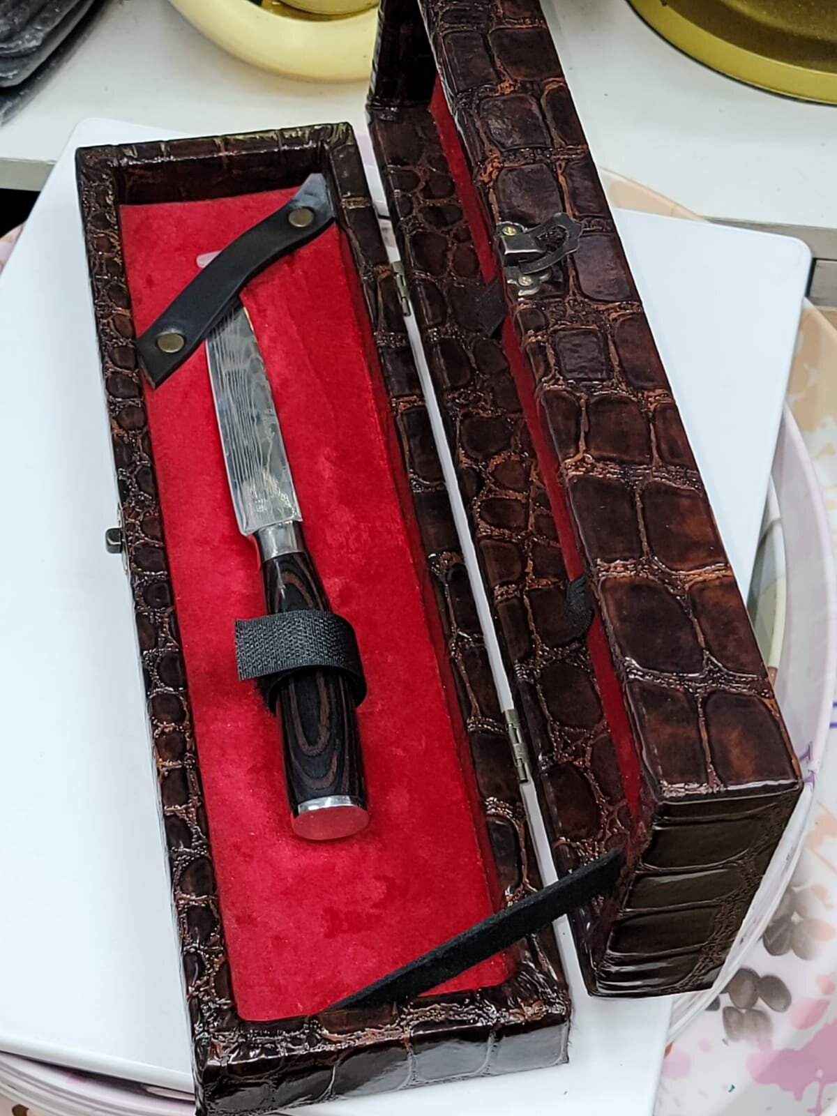 Шеф-нож Кизляр "Дамаск", антиналипающий, антибактериальный, в кожаном чехле, 27 см