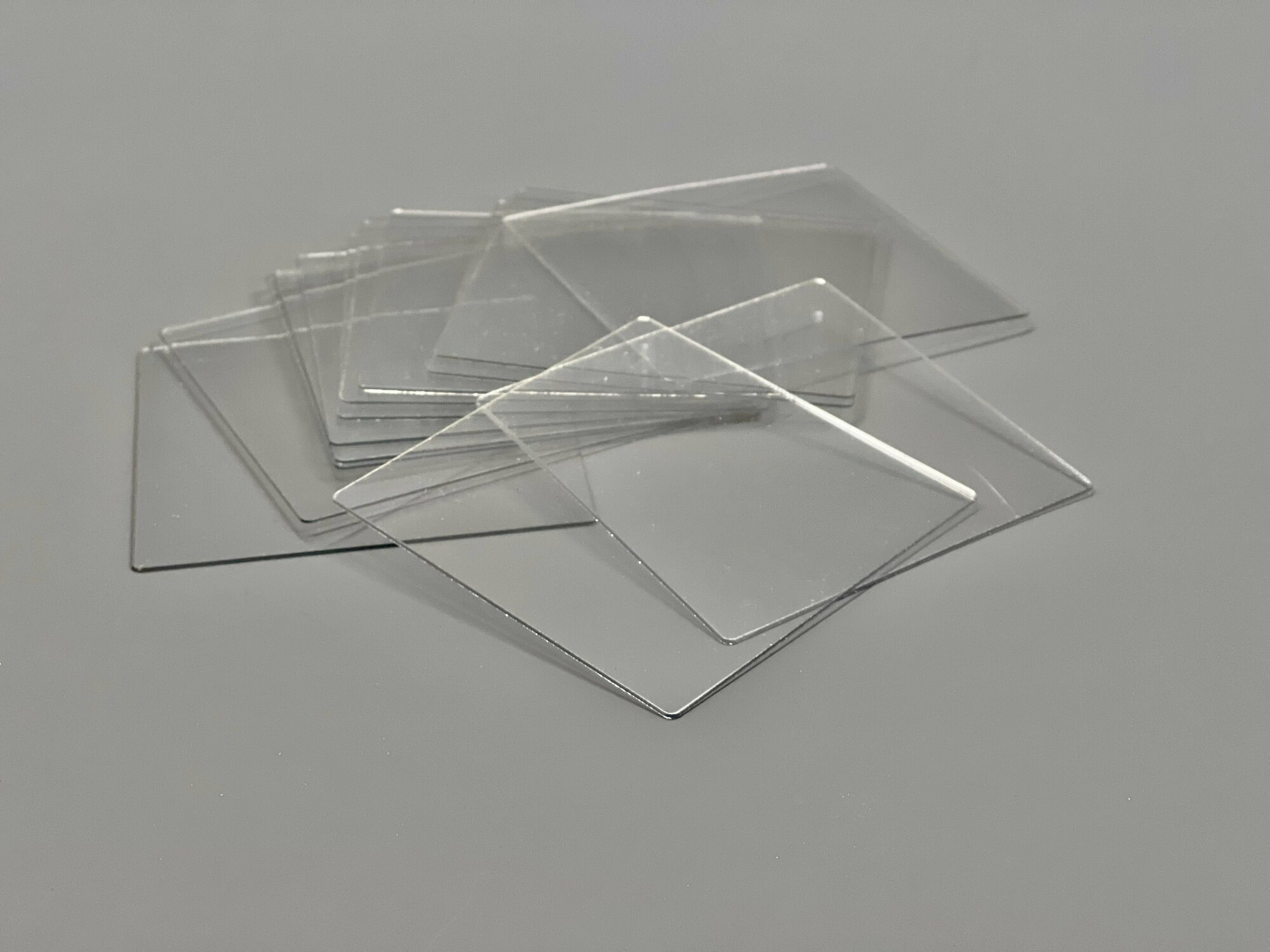 Заготовки для творчества. Заготовки для брелков. Заготовки для бижутерии. Заготовки для декорирования. ПЭТ. Комплект 25 шт. Размер 8х8см.