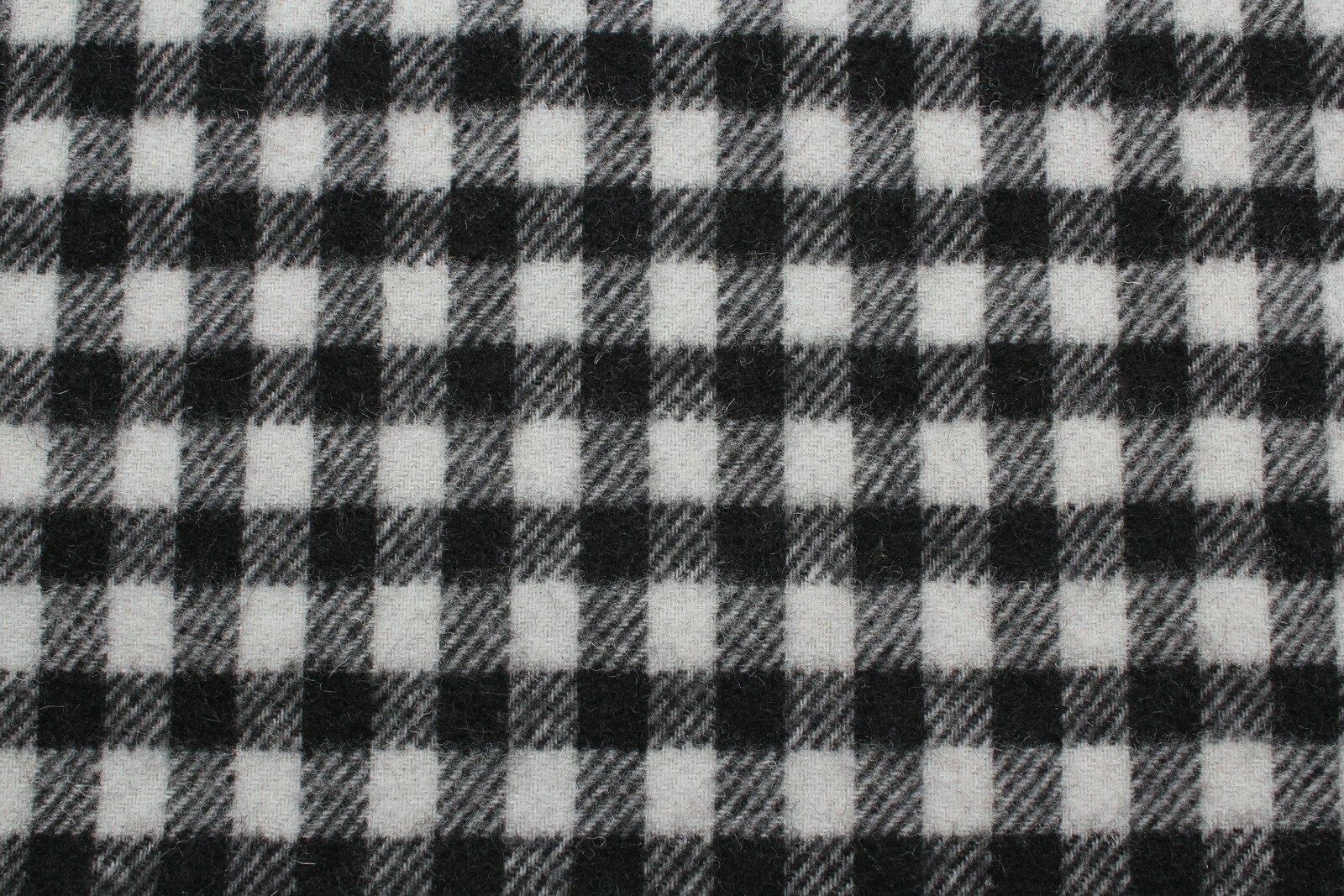 Ткань пальтовая Agnona с мохером чёрно-серая клетка, ш150см, 0,5 м