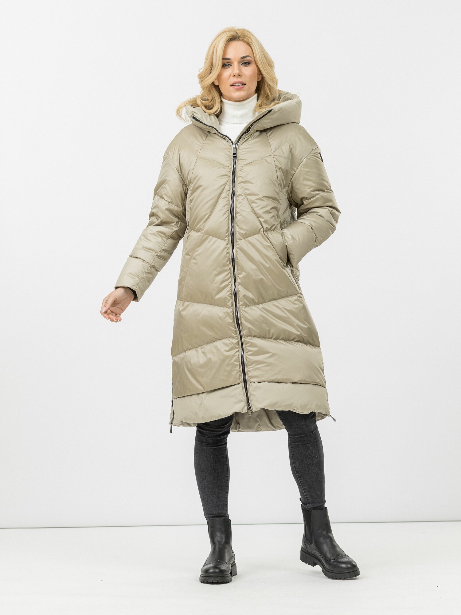 Пуховик Осень-зима 2022