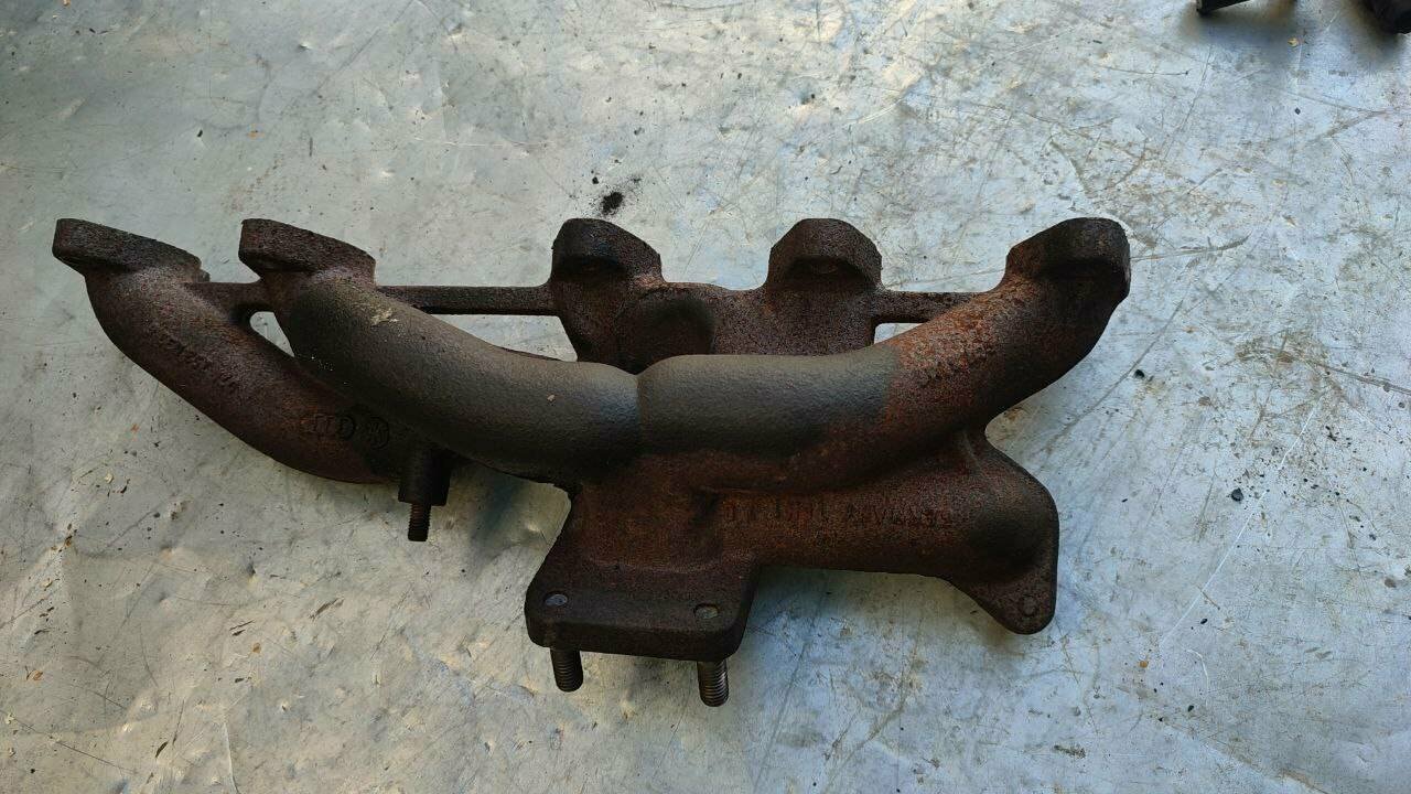 Выпускной коллектор Volkswagen Transporter T4 (1990 - 2003) 074253033G
