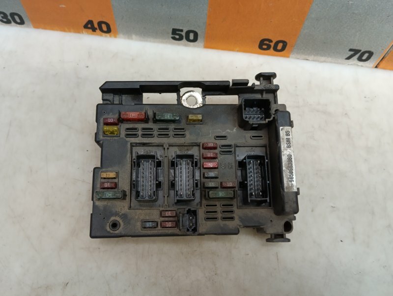 Б/У Пежо 307 Блок предохранителей Peugeot 307 2003 3A/C 344250 Peugeot-Citroen арт. 9650663880