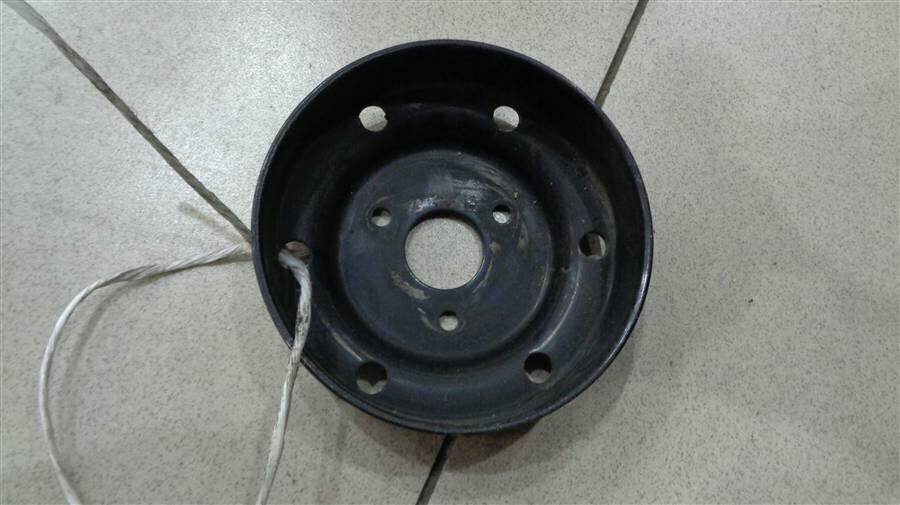 Шкив водяного насоса (помпы) от Honda Civic 4D 2005-2012