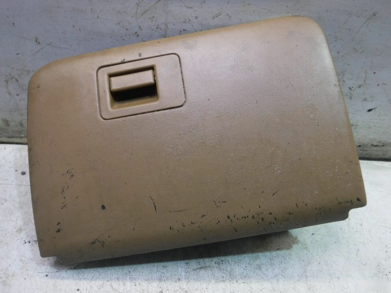 Бардачок Ford Explorer II (1994—2003) F5TZ7806024F