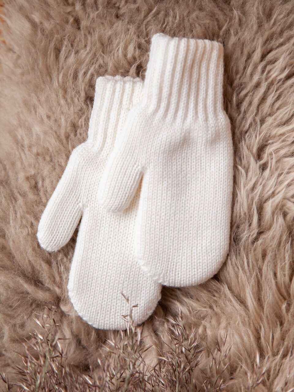 Варежки для взрослых и детей