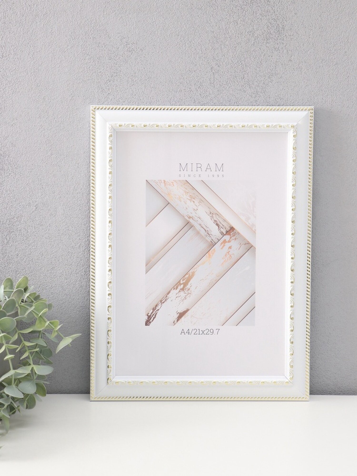 Фоторамка для фото 21×29.7 см (A4) «мирам», пластик, белый с золотом