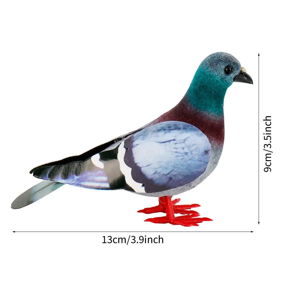 Пластиковые фигурки голубей белые и серые