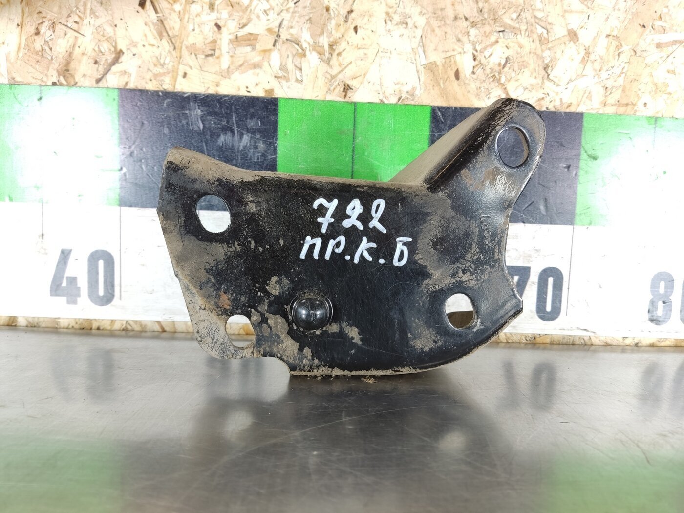 Кронштейн задней балки RENAULT Logan 2005 2014 6001547890