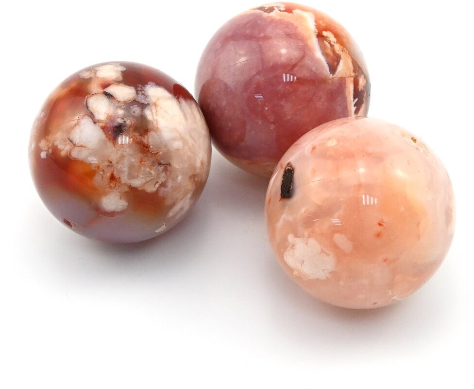Шар из агата сакура, диаметр 44-45мм .