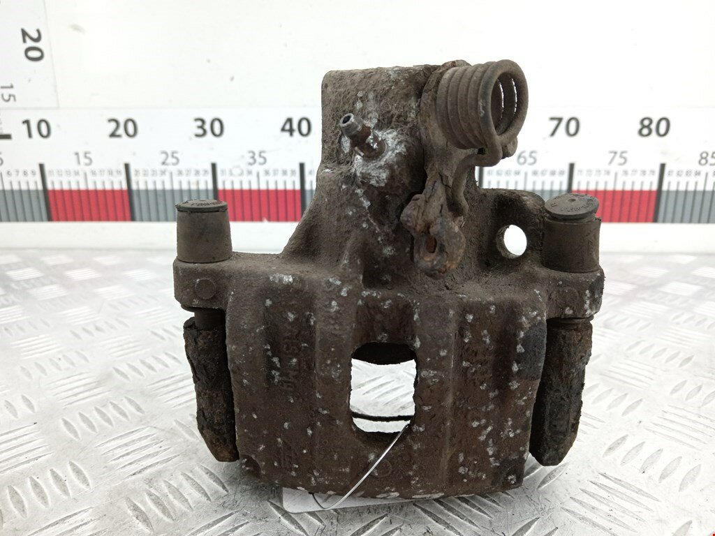 Суппорт задний правый Ford C-MAX 2 2210213 арт. 1905189