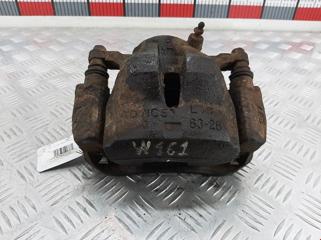 Суппорт передний левый Toyota Rav4 3 4775042090 арт. 1782272