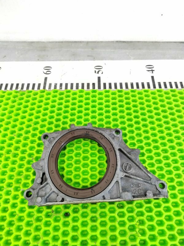 Крышка коленвала задняя Honda Life JB E07Z