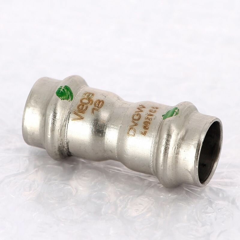 Муфта соединительная под пресс систему из нержавейки 18 диаметр Viega Германия (436162)