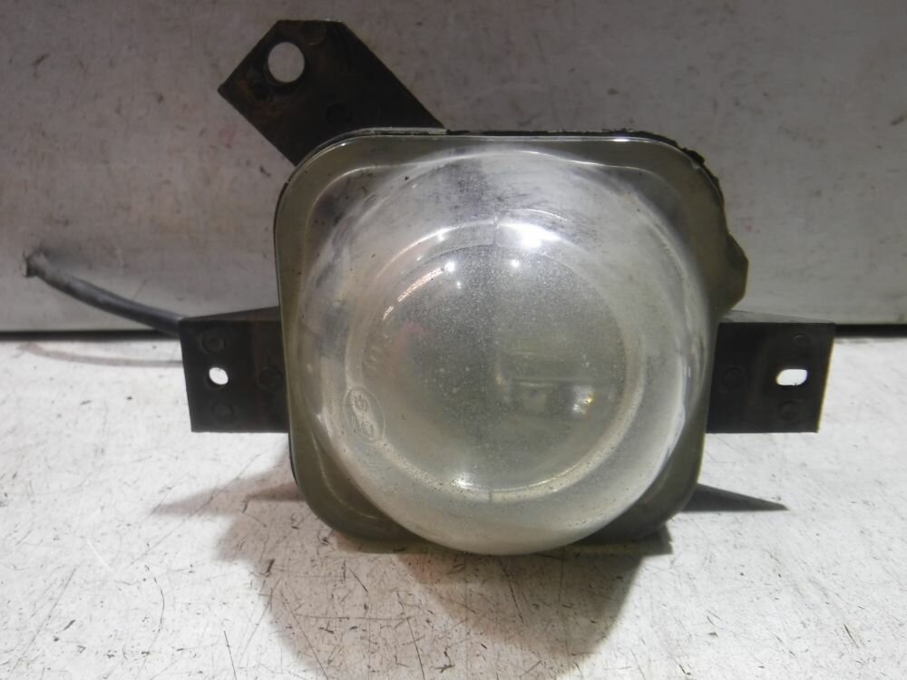 Фара противотуманная левая VW Pointer 5X0941699