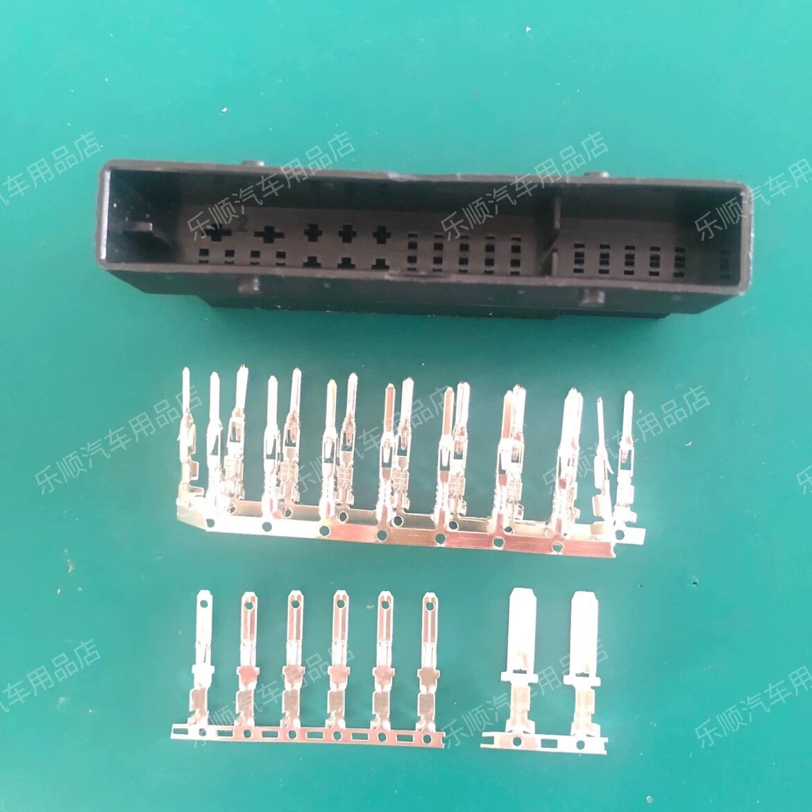 M ercedes Benz разъем для усилителя, V olkswagen A дана разъем для усилителя, Porsche разъем для усилителя 4E0 971 636 32P Male terminal