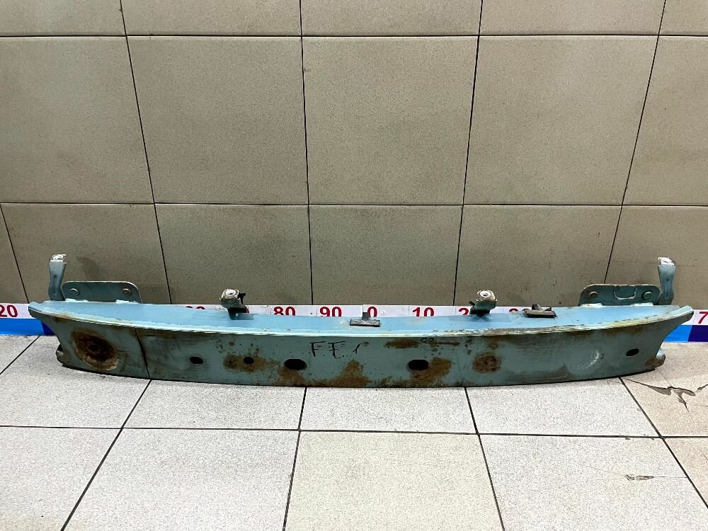 Усилитель переднего бампера Ford Focus I 1113604