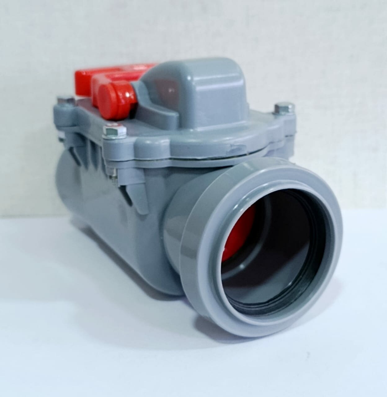 Обратный клапан для внутренней канализации 50 мм Мультимир пласт