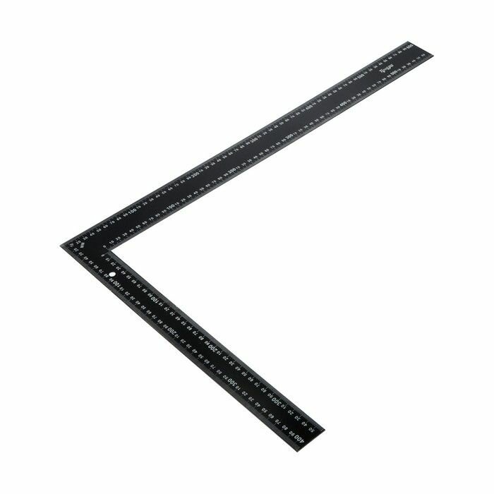 Угольник цельнометаллический Tundra 600х400 мм