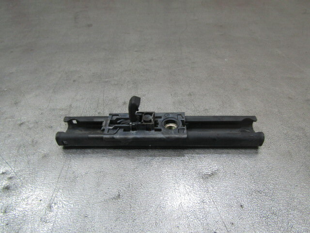 Кронштейн регулировочный высоты ремня безопасности MAN TGS, TGM, TGL, TGA, TGX